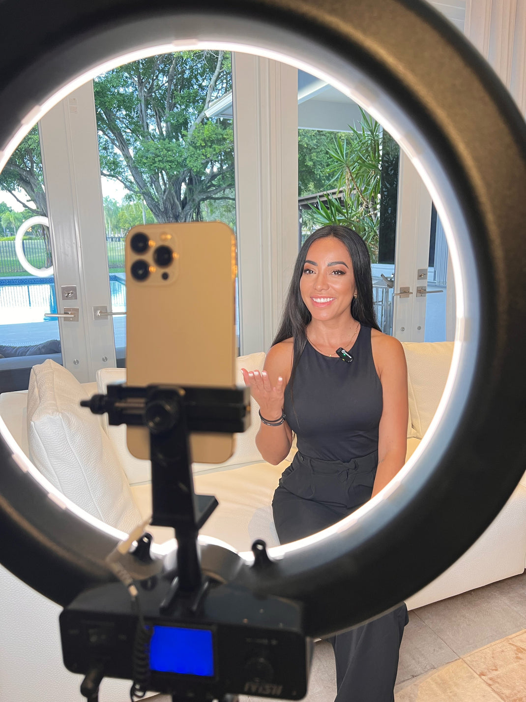 Monetiza tu Conocimiento – Angee Hernandez